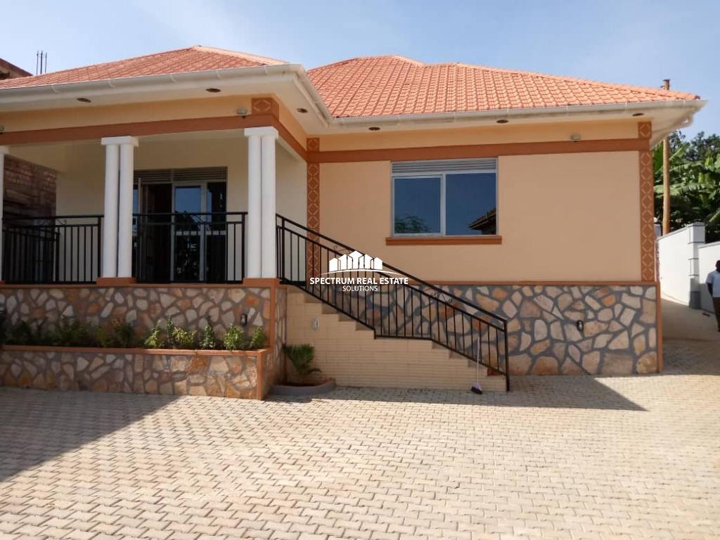 3 BEDROOMS HOUSE FOR SALE IN BWEBAJJA - Spectrum Real Estate Solutions