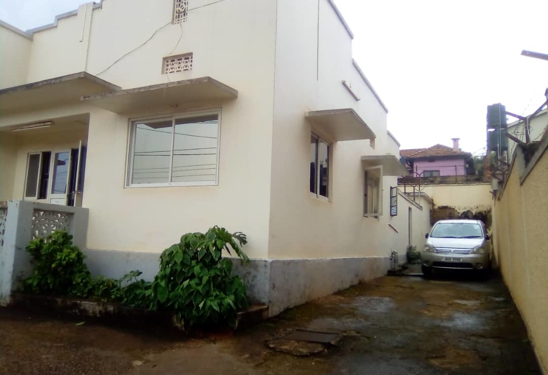 HOUSES FOR SALE ON KIRA ROAD – Spectrum Real Estate Solutions
