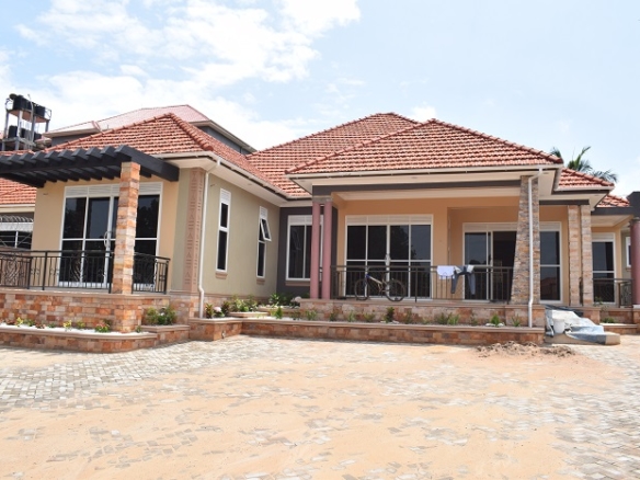 Houses for sale on Entebbe road – Spectrum Real Estate Solutions